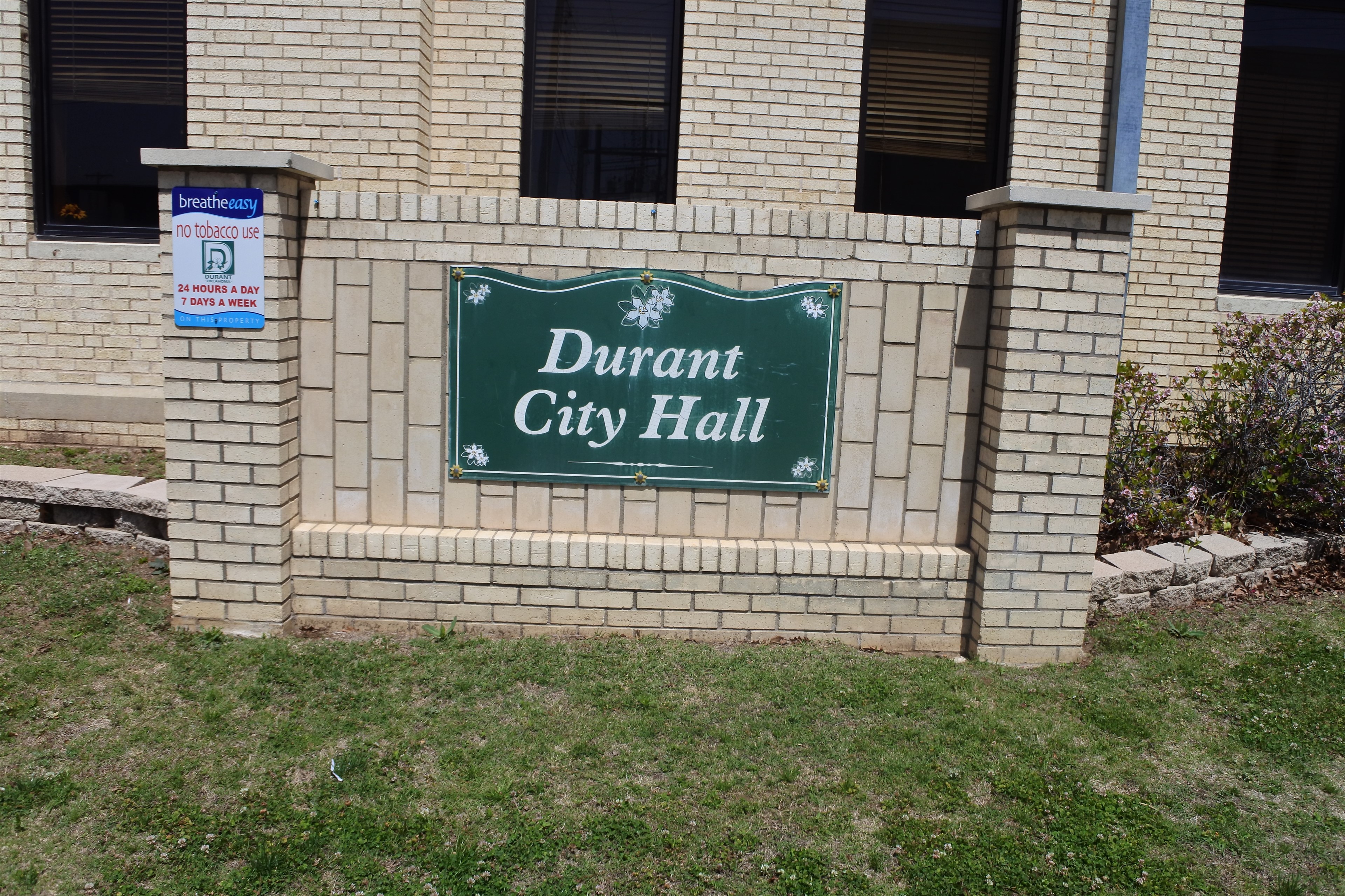 Locations Hub - Durant City Hall