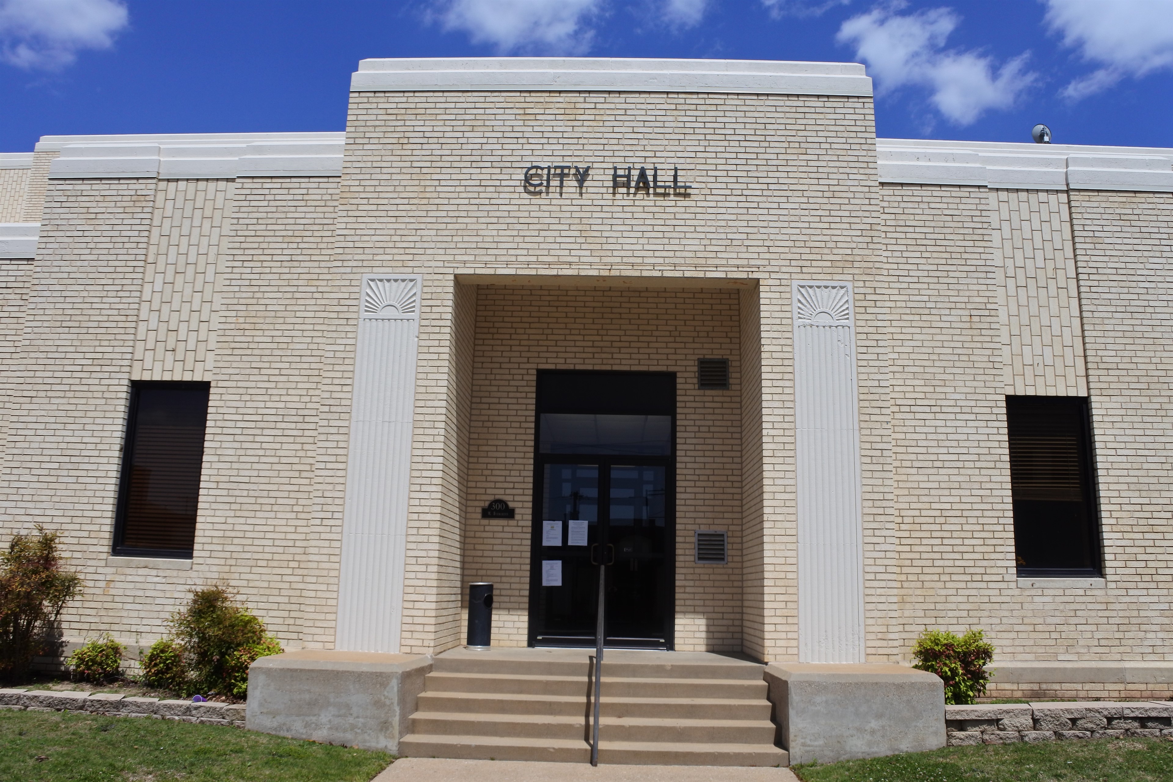 Locations Hub - Durant City Hall