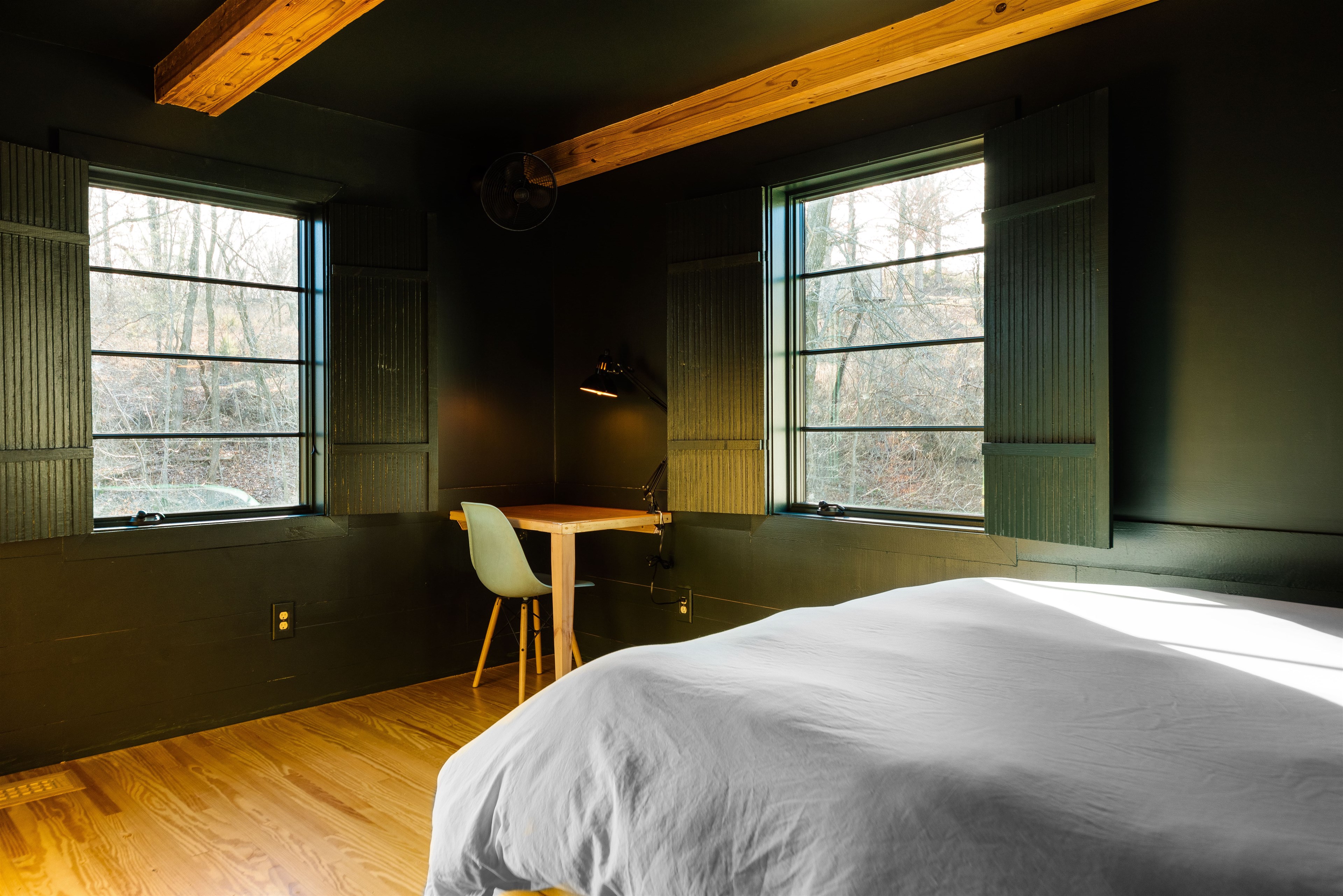 Locations Hub - Hackberry Hill