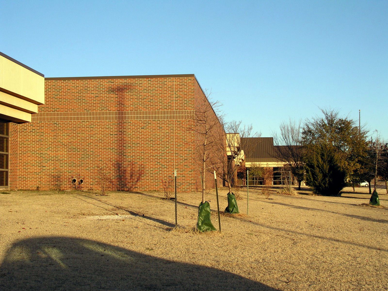 Locations Hub - Edmond Santa Fe High School