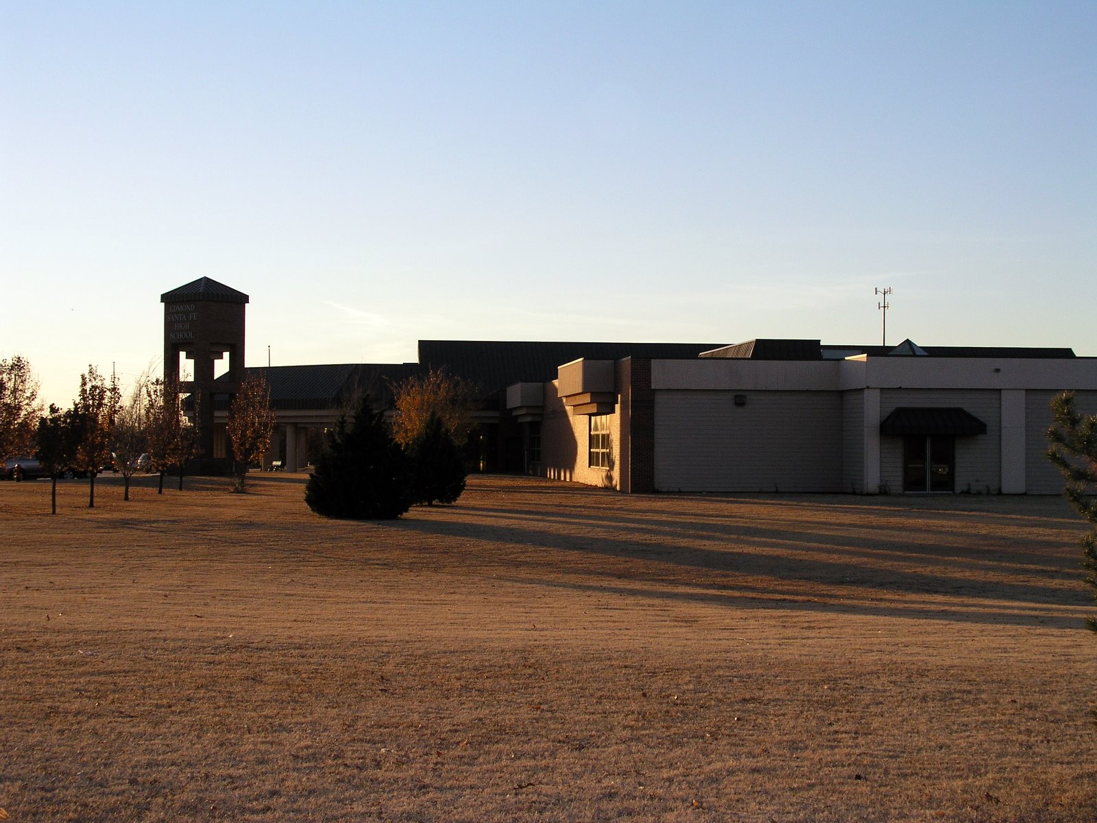 Locations Hub - Edmond Santa Fe High School