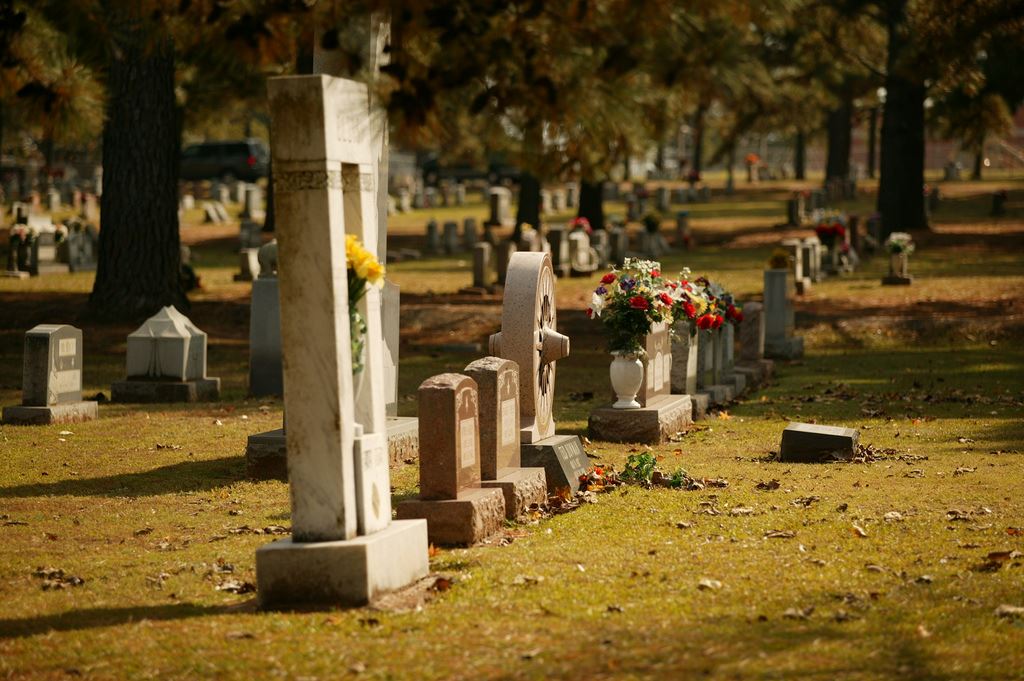 Locations Hub - Mount Olivet Cemetery - Circus Cemetery - Showman's Rest