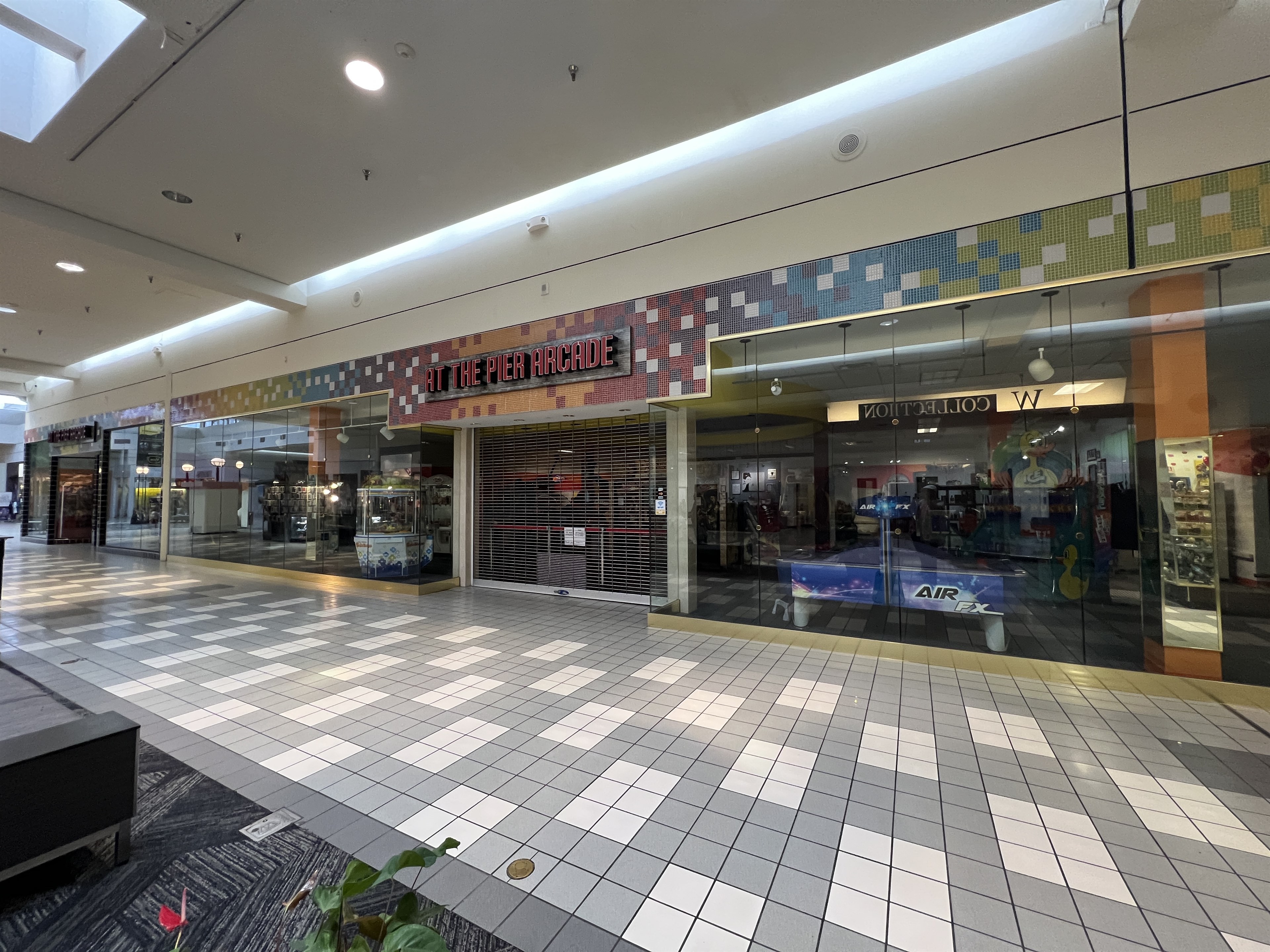 Locations Hub - Shawnee Mall