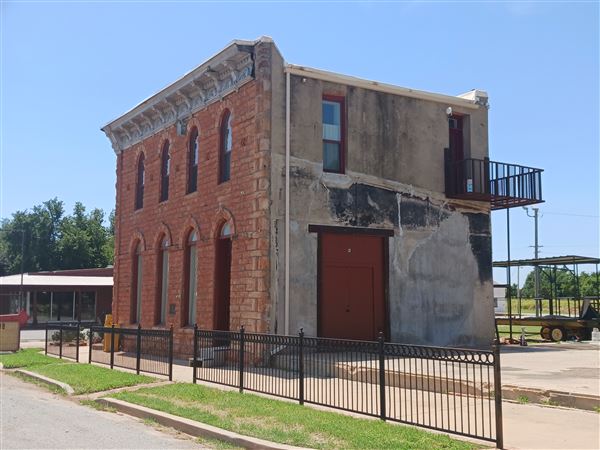 Locations Hub - The Old Bank of Mulhall