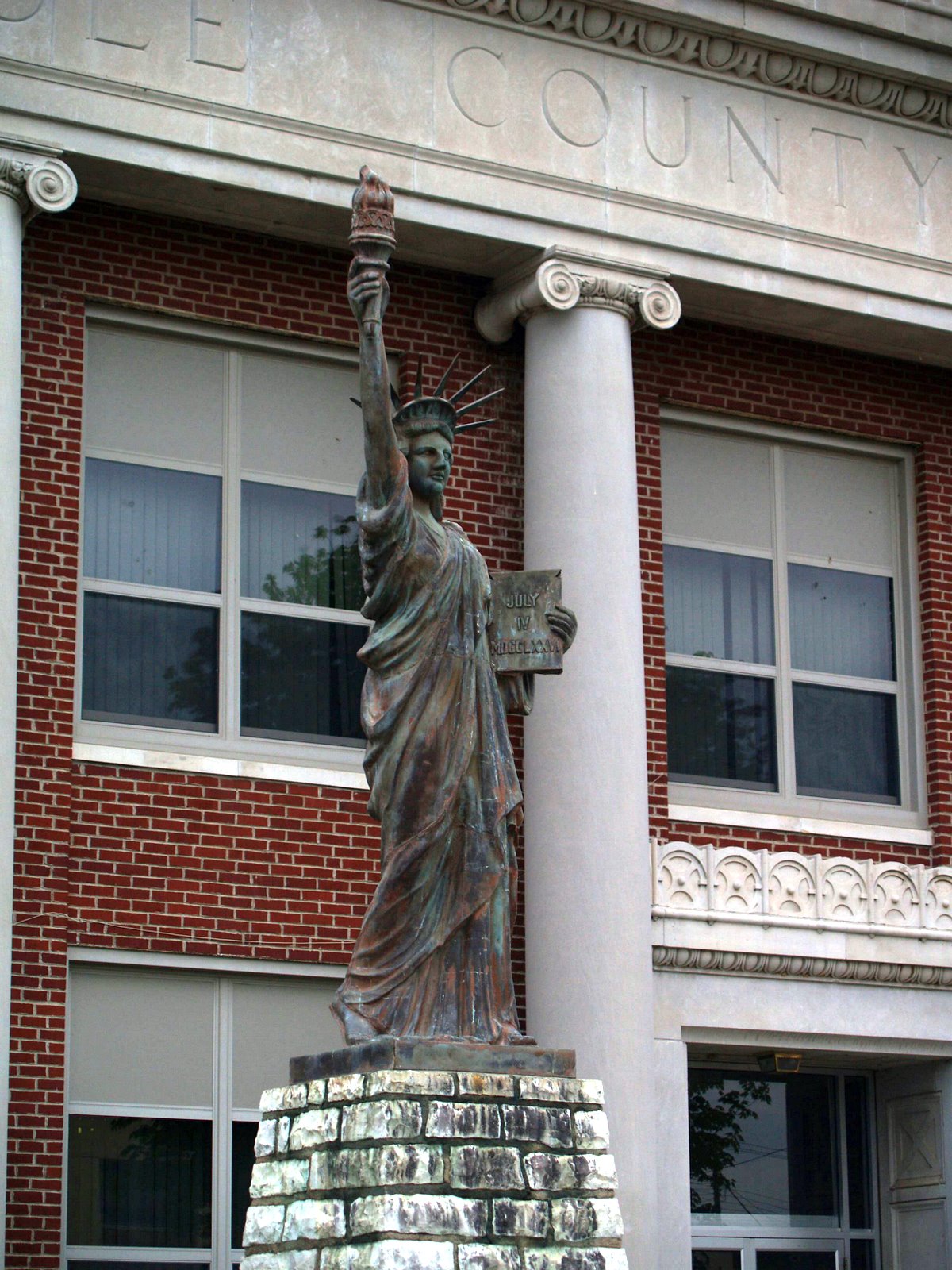 Locations Hub - Seminole County Courthouse