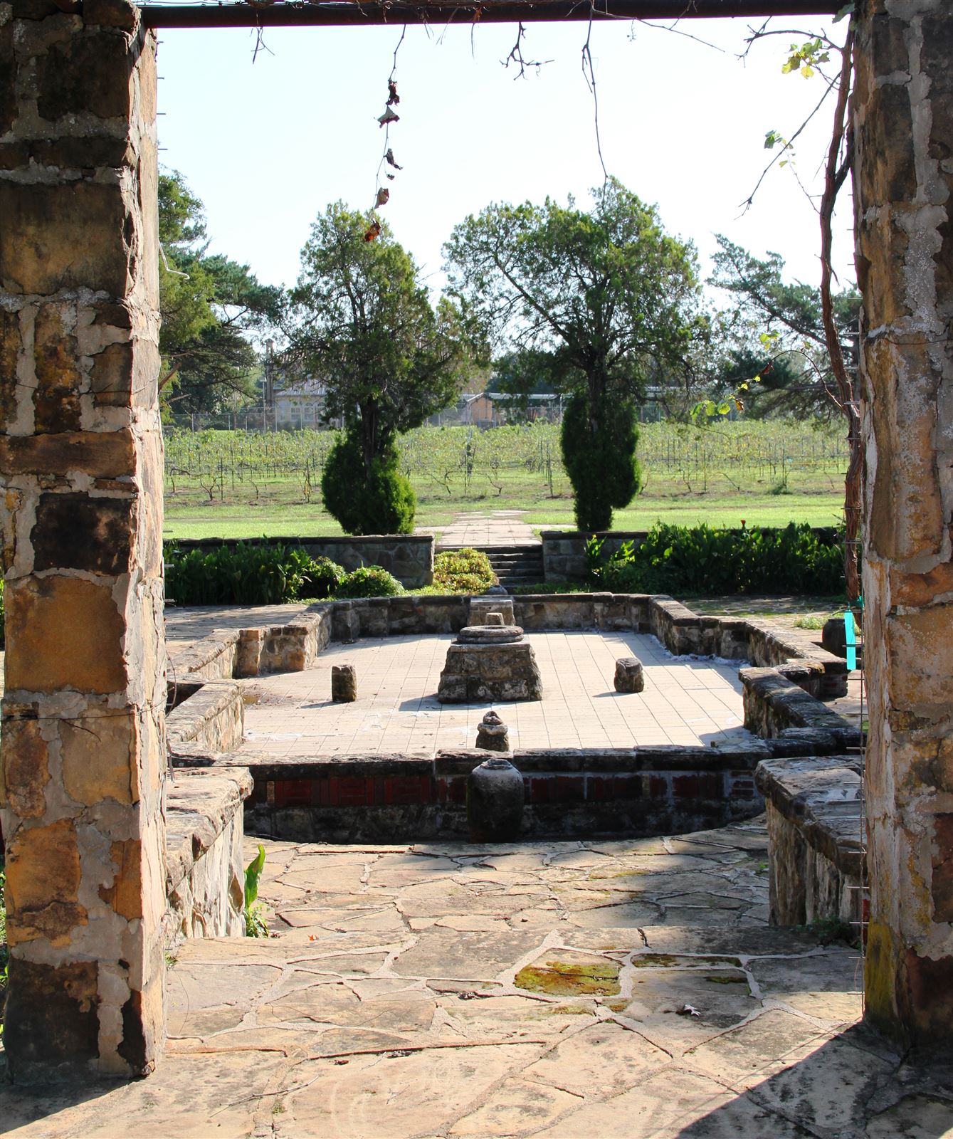 Locations Hub - Seminole Nation Grisso Mansion